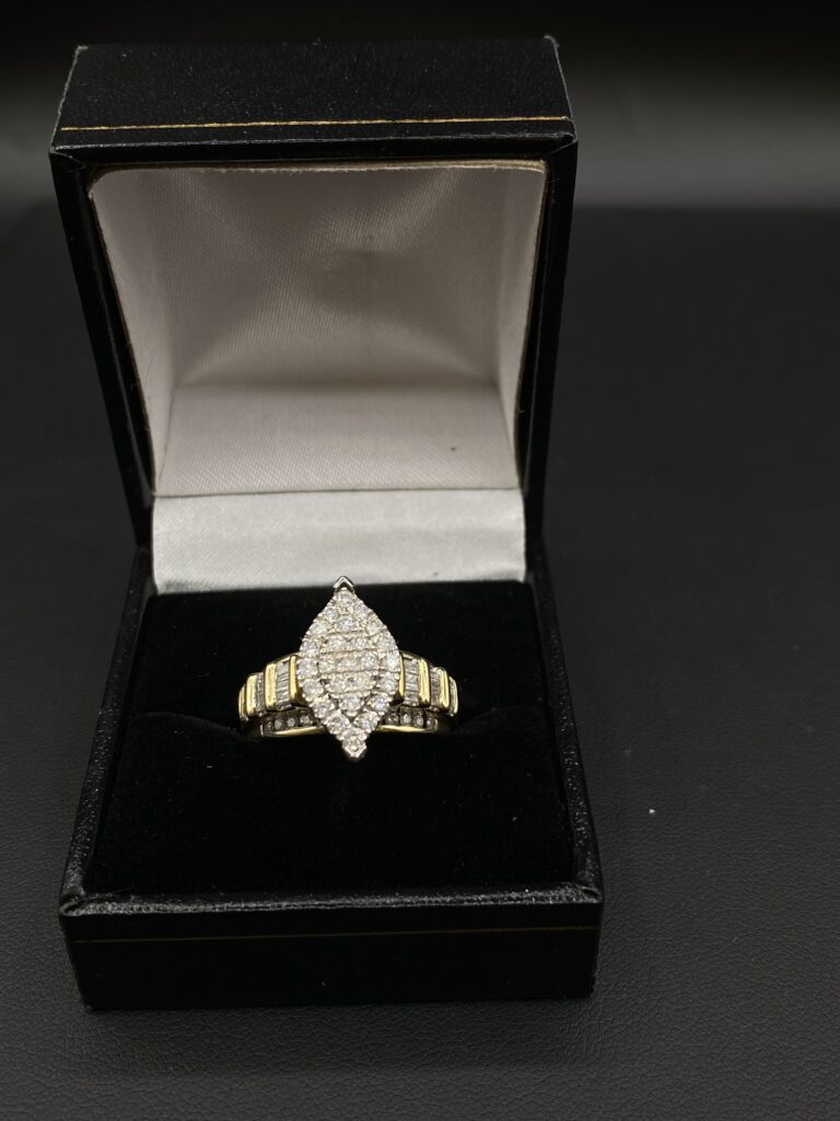 10k eye shaped diamond ring - Tamayo's Jewelry