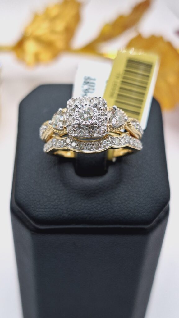 DIAMOND ENGAMENT RING DUO 10K - Tamayo's Jewelry